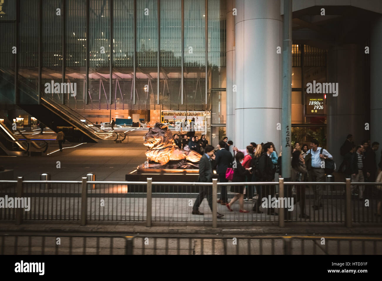 Crowded Hong Kong Central Street after work Stock Photo - Alamy