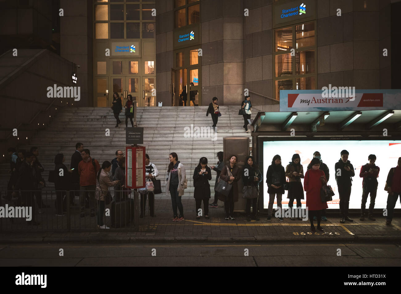 Crowded Hong Kong Central Street after work Stock Photo - Alamy