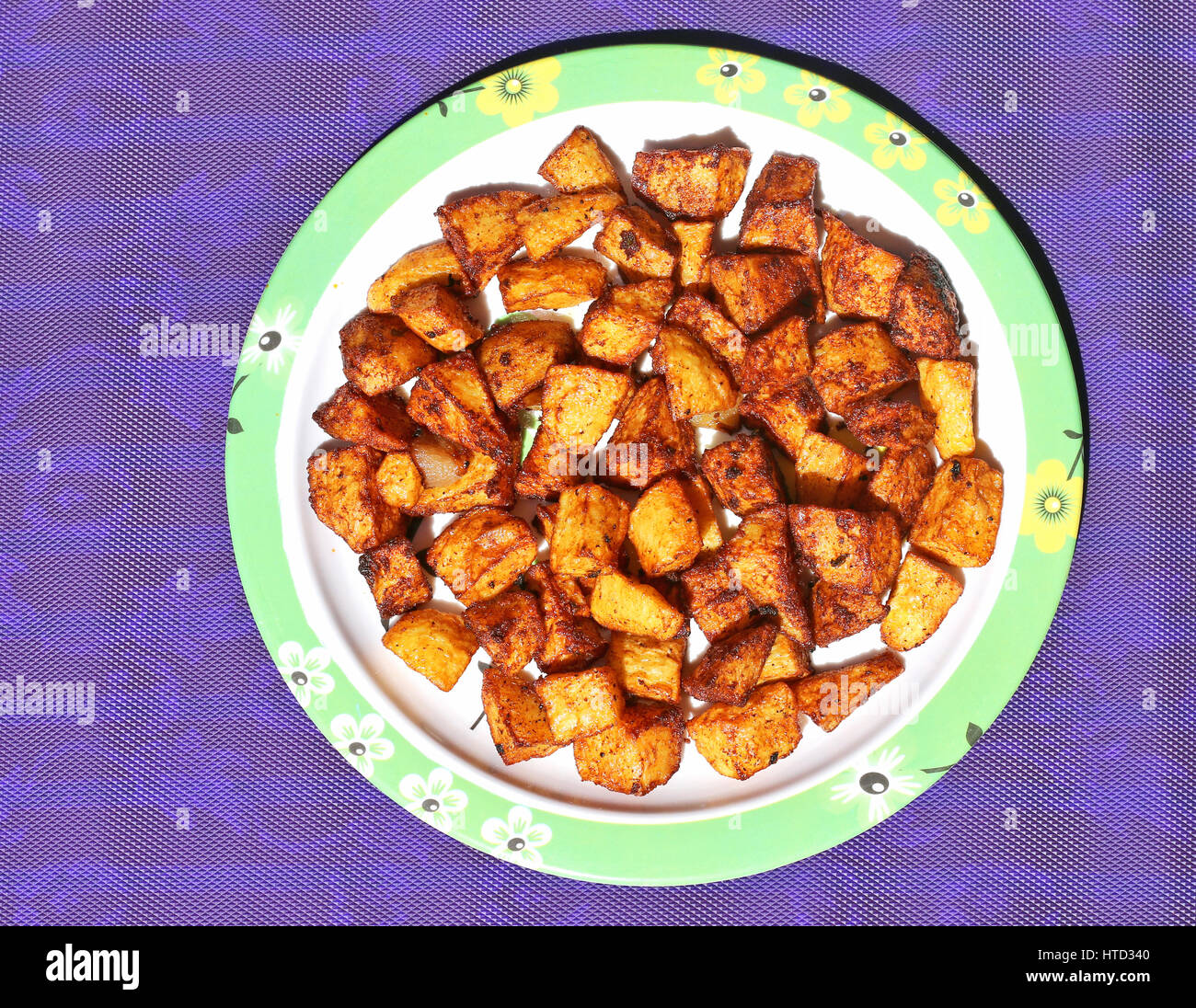 Potato chunks hi-res stock photography and images - Alamy