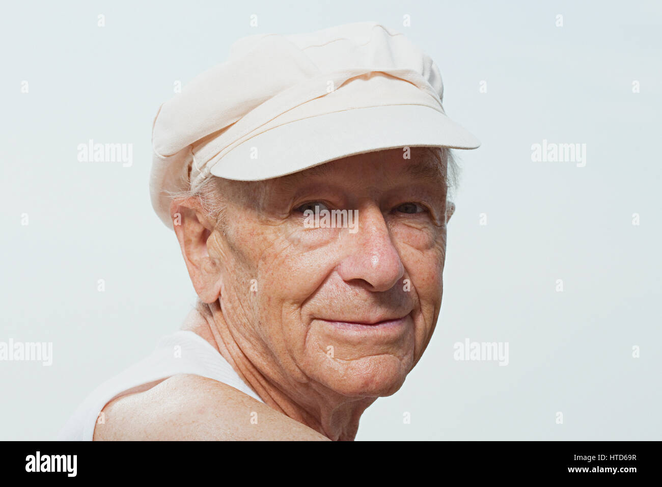 Wearing new york cap hi-res stock photography and images - Alamy