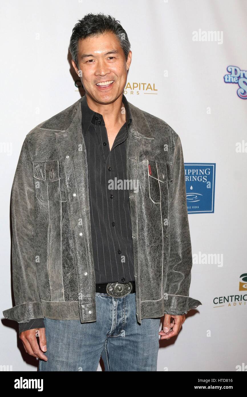 Beverly Hills, CA. 7th Mar, 2017. Bruce Locke at arrivals for DROPPING ...