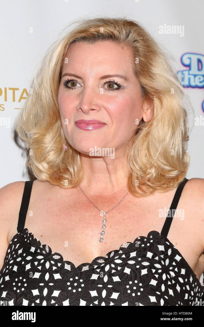 Beverly Hills, CA. 7th Mar, 2017. Suzanne Friedline at arrivals for ...