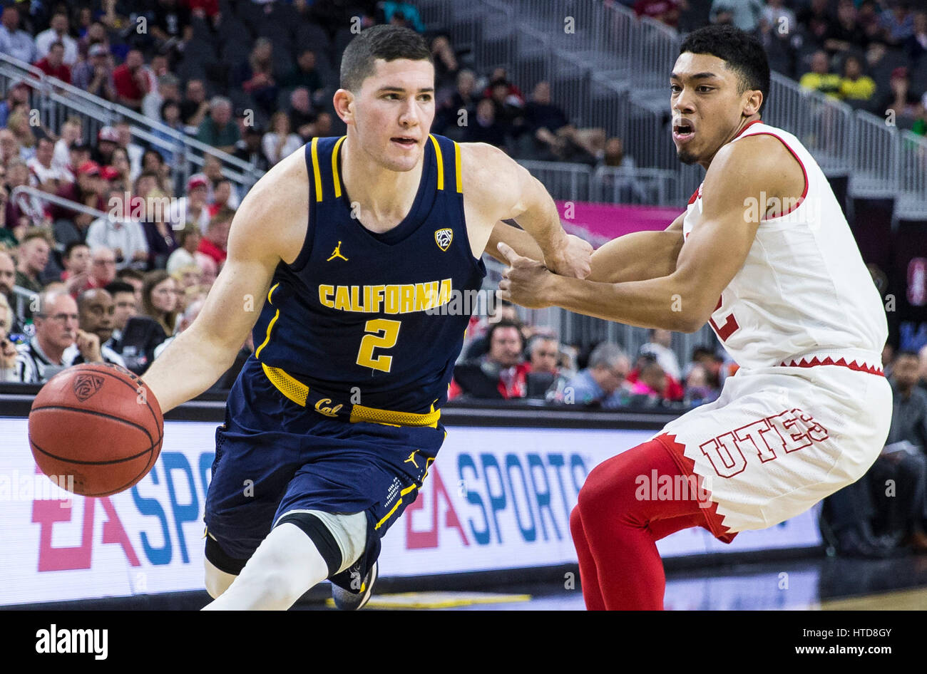 Basketball basketball arena singer hi-res stock photography and images ...