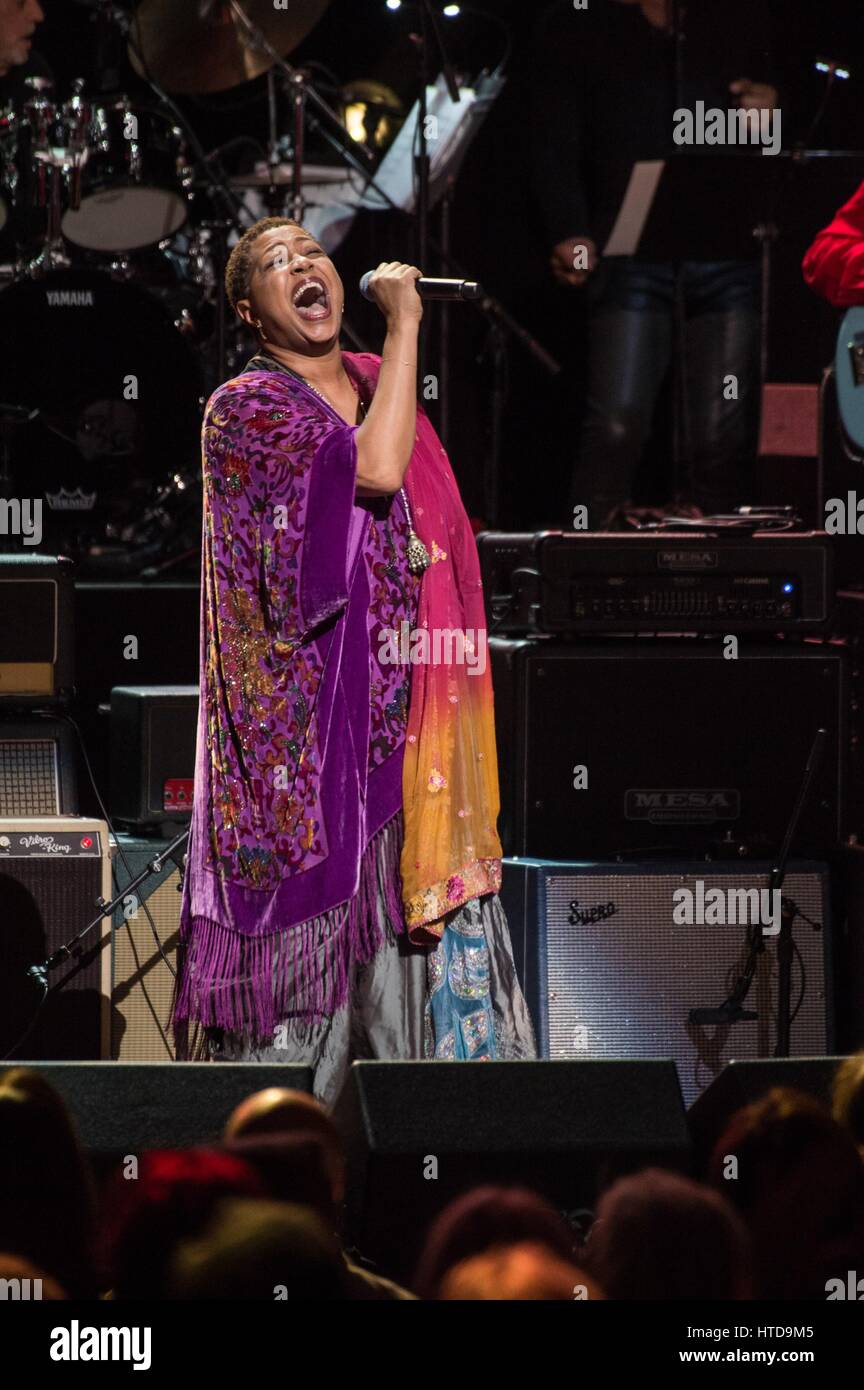 New York, NY, USA. 9th Mar, 2017. Lisa Fischer inside for LOVE ROCKS ...