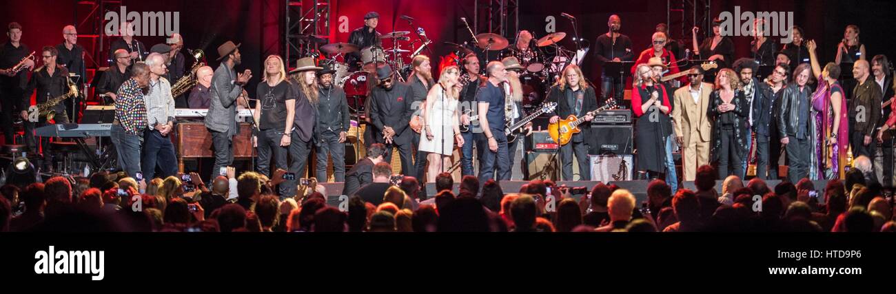 New York, NY, USA. 9th Mar, 2017. Atmosphere inside for LOVE ROCKS NYC ...