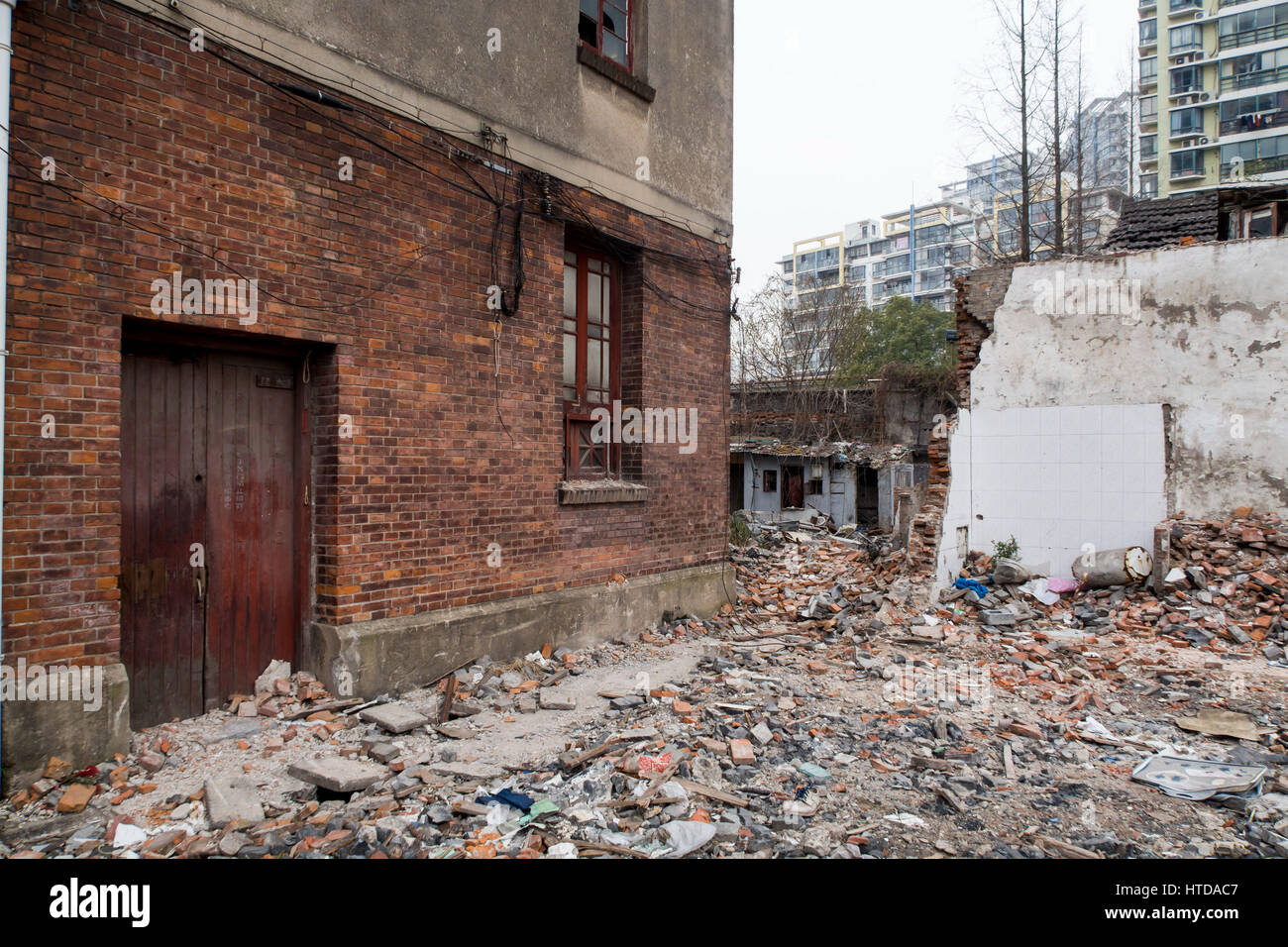 Shanghai china 1990 hi-res stock photography and images - Alamy