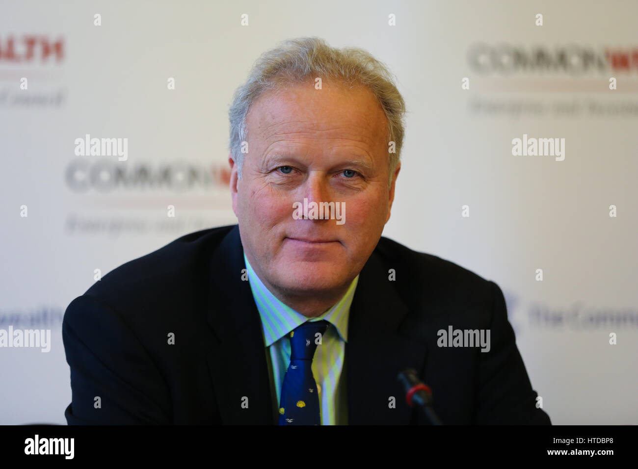 Commonwealth house pall mall hi-res stock photography and images - Alamy