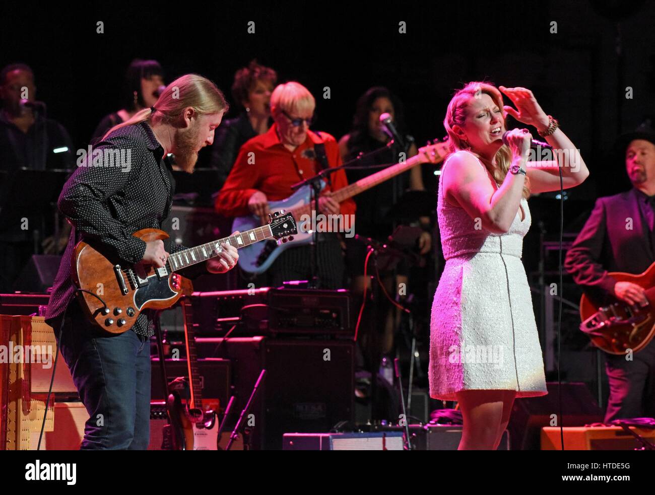 New York, NY, USA. 9th Mar, 2017. Derek Trucks, Susan Tedeschi in attendance for LOVE ROCKS NYC ...