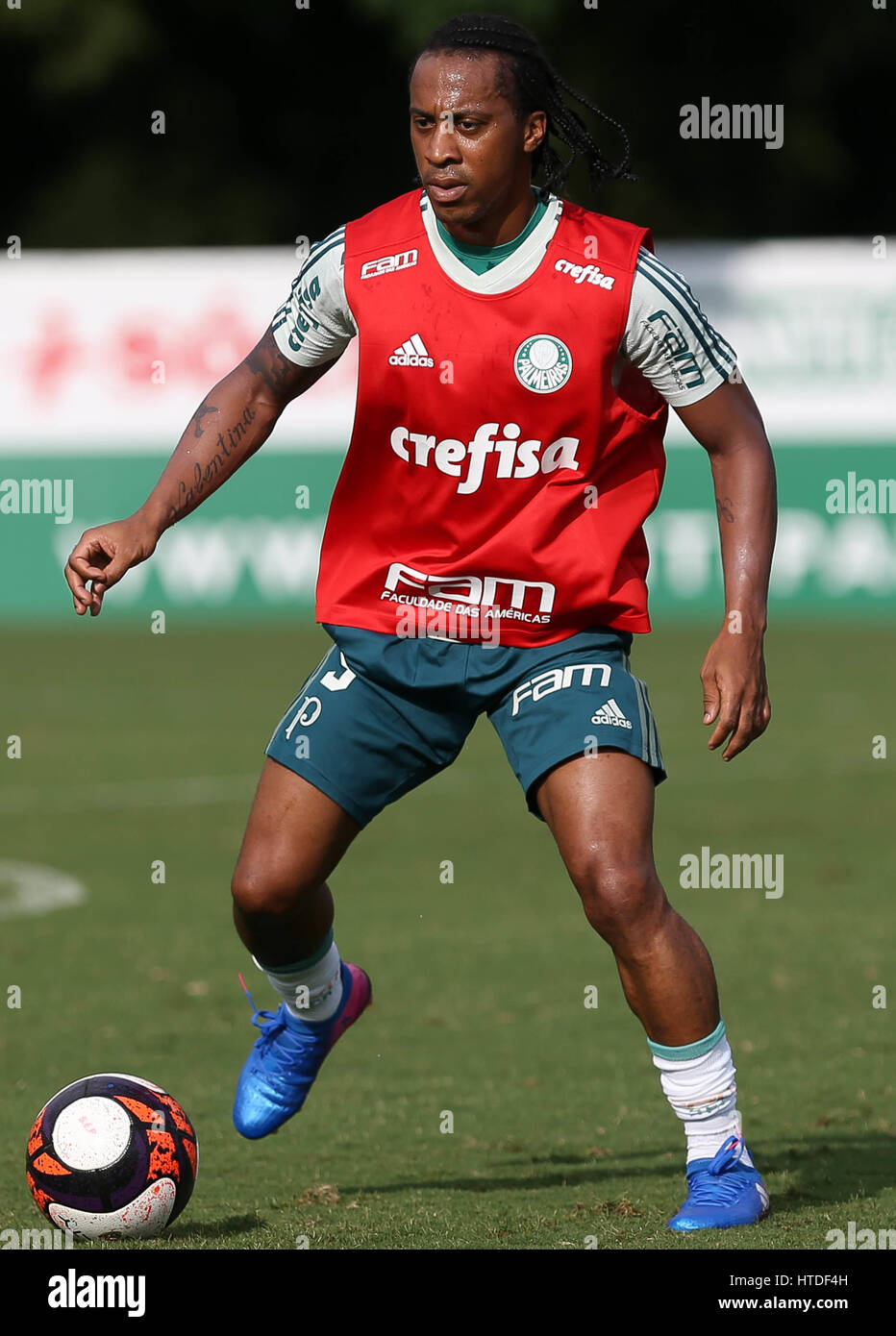 Arouca player hi-res stock photography and images - Alamy