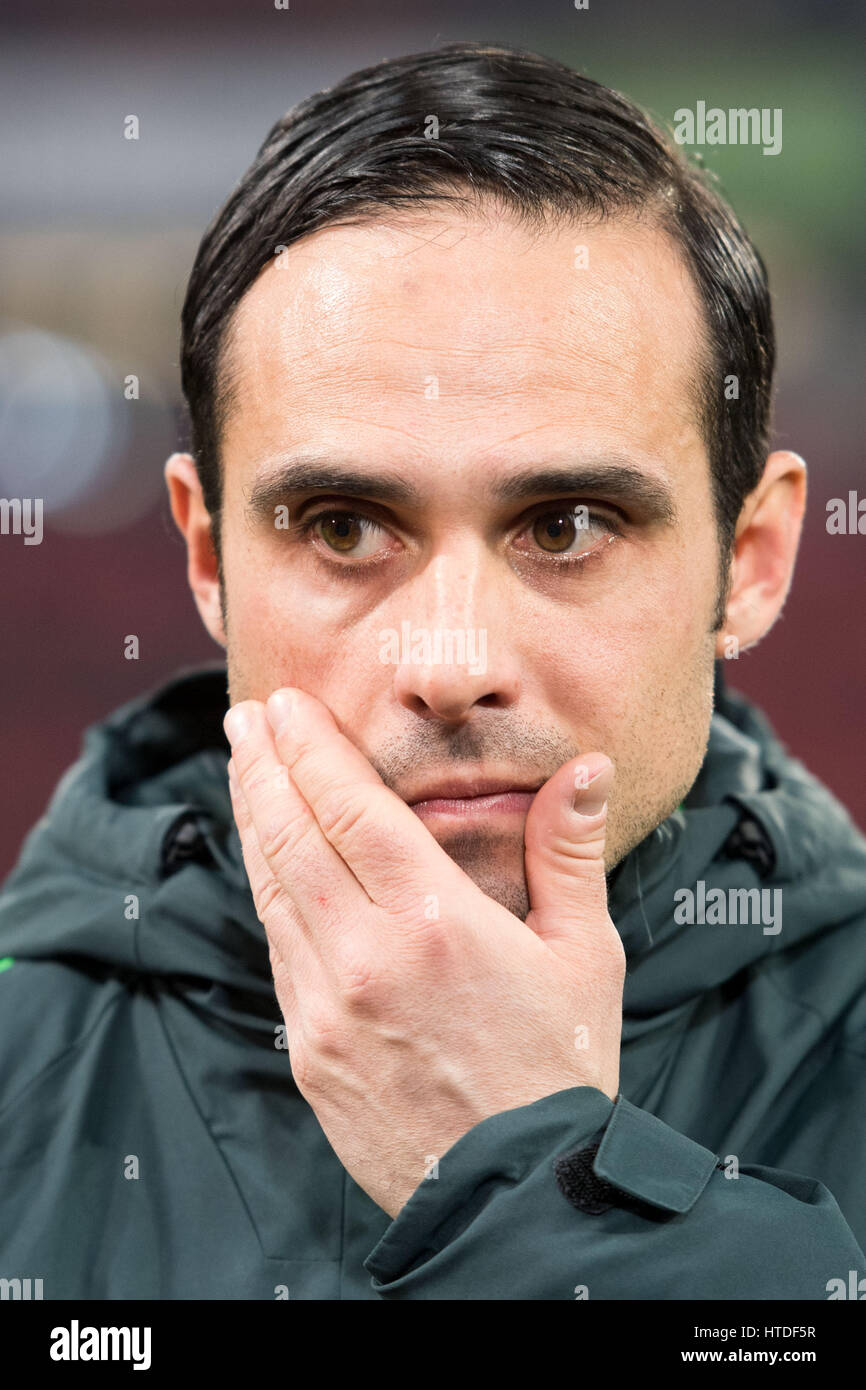 Bremen's coach Alexander Nouri at the German Bundesliga soccer match ...