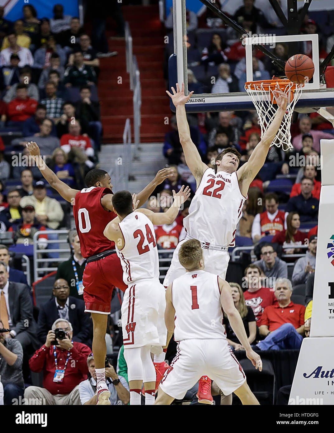 Ethan cooper hi-res stock photography and images - Alamy