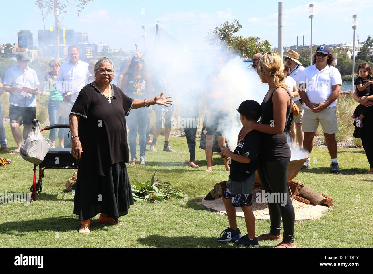 Sydney, Australia. 11th Mar, 2017. The Aboriginal ‘Barangaroo Ngangamay ...