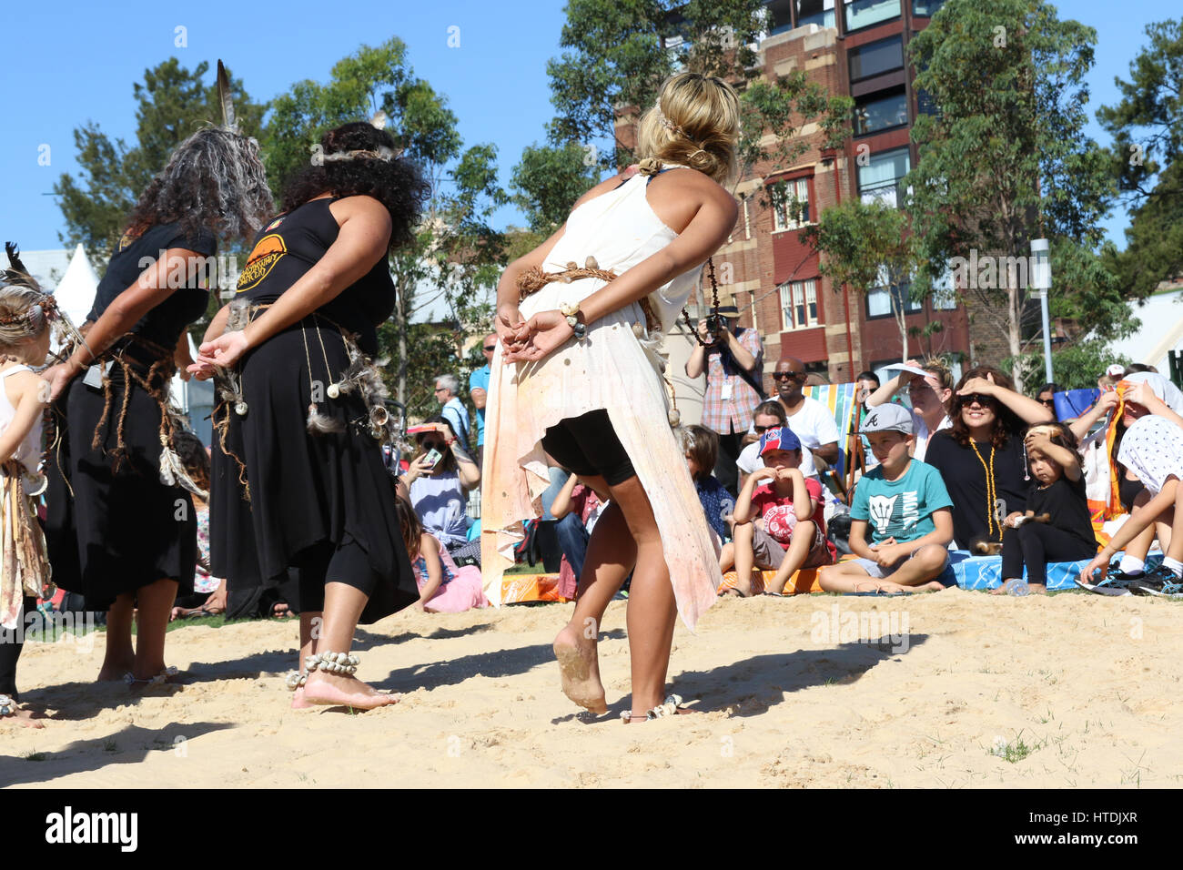Sydney, Australia. 11th Mar, 2017. The Aboriginal ‘Barangaroo Ngangamay ...