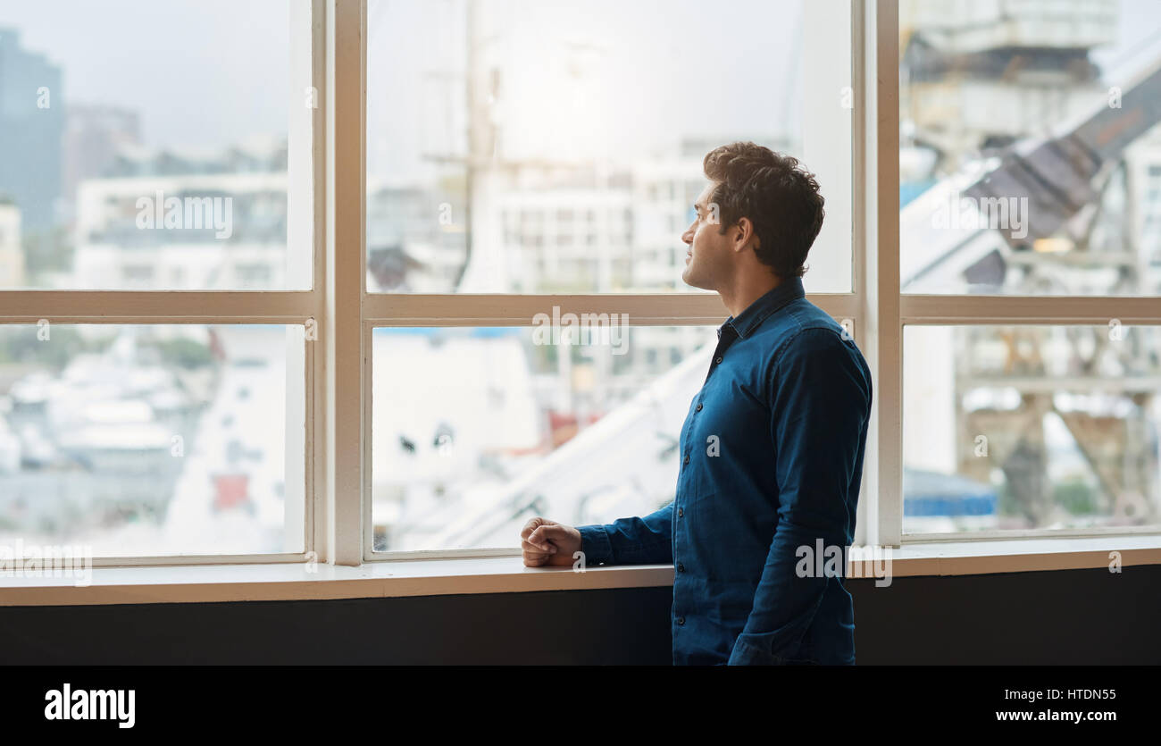 Looking through windows hi-res stock photography and images - Alamy