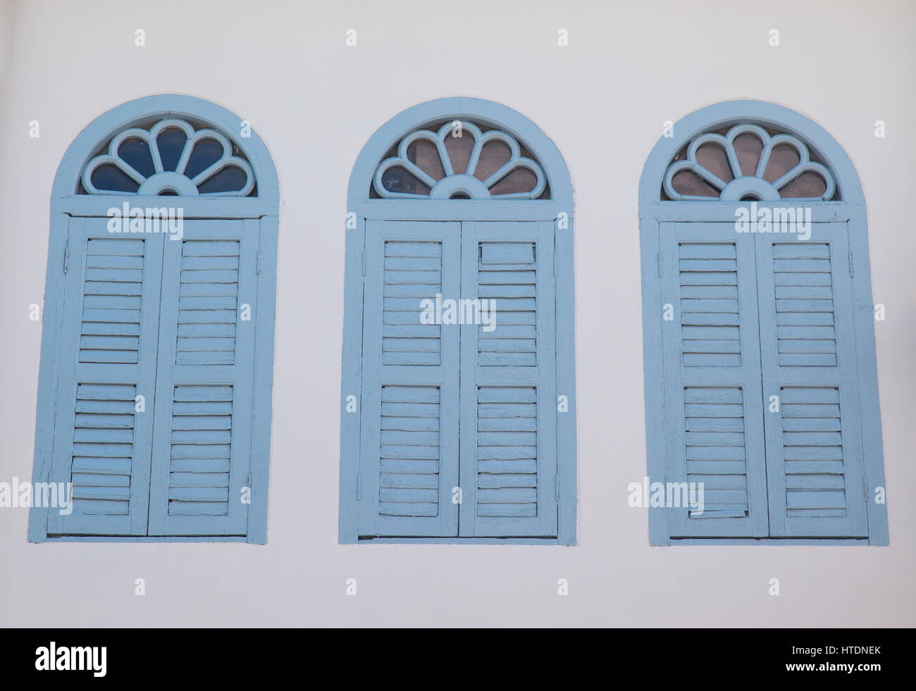 Chinese style window frame hi-res stock photography and images - Alamy