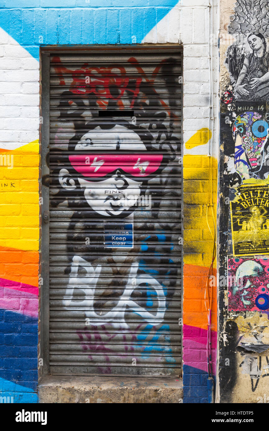 Fire escape graffiti hi-res stock photography and images - Alamy Fire escape graffiti hi-res stock photography and images - Alamy