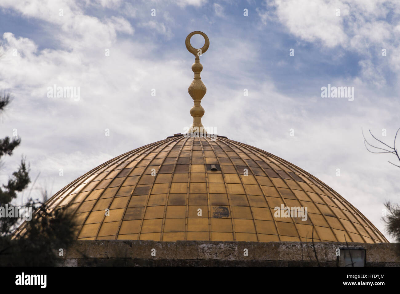 Jerusalem, Israel. The famous Golden Dome on the Temple Mount Stock ...