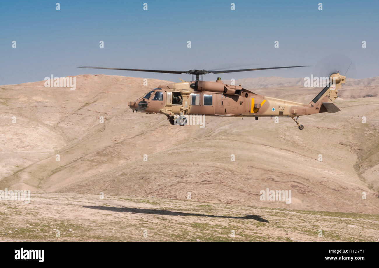 Judean Desert, Israel. an Israeli Air Force UH-60 "Black Hawk ...