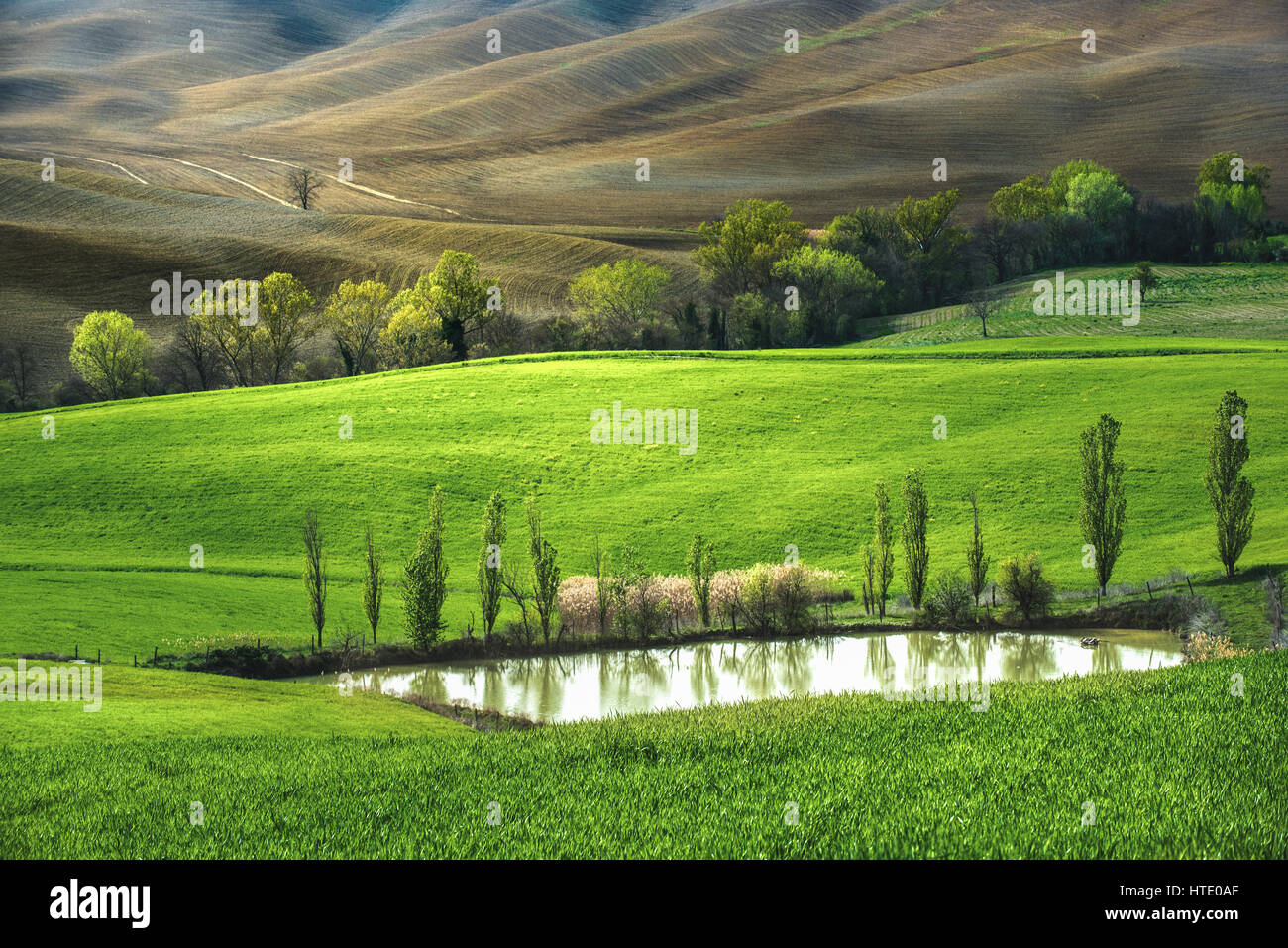 Tuscan landscape water hi-res stock photography and images - Alamy