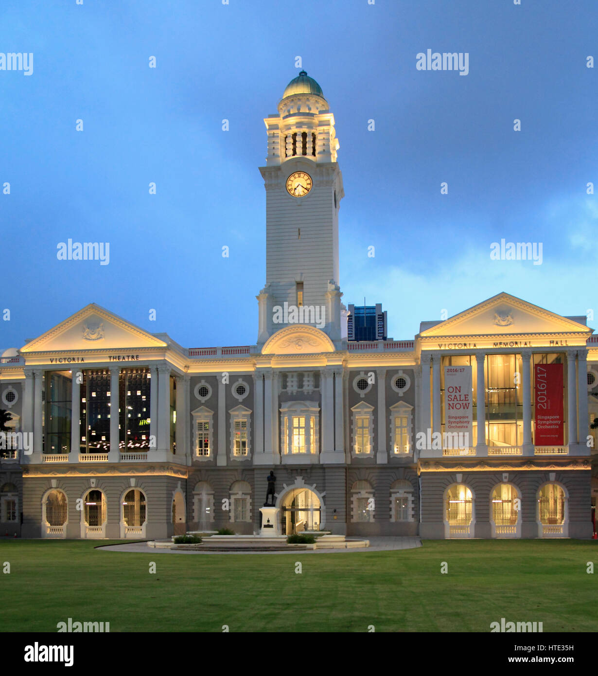 Victoria Memorial Hall Singapore High Resolution Stock Photography and ...