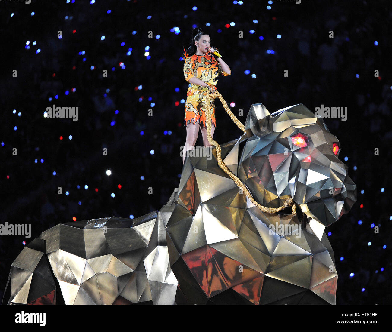 Katy perry super bowl 2015 hi-res stock photography and images - Alamy