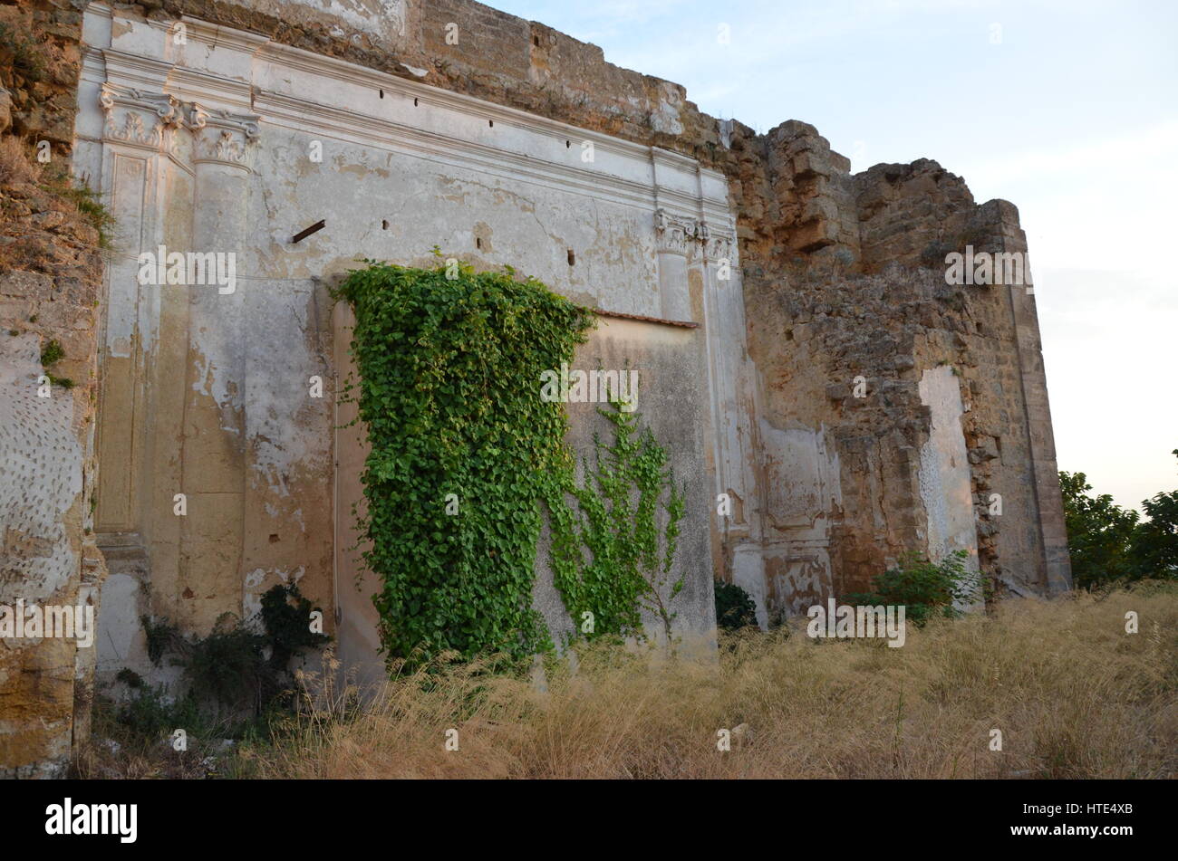 Old ruins of Partanna, Sicily Stock Photo - Alamy