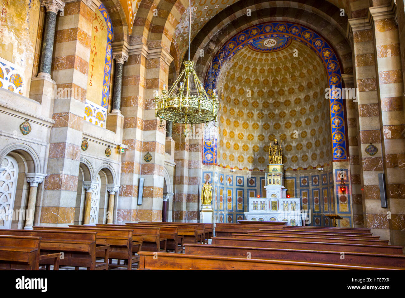 Marseille Cathedral (Cathedrale Sainte-Marie-Majeure or Cathedrale de ...