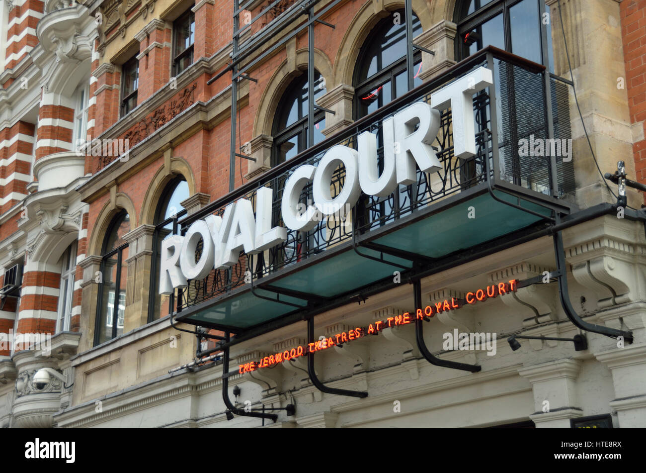 Chelsea theatre london hi-res stock photography and images - Alamy