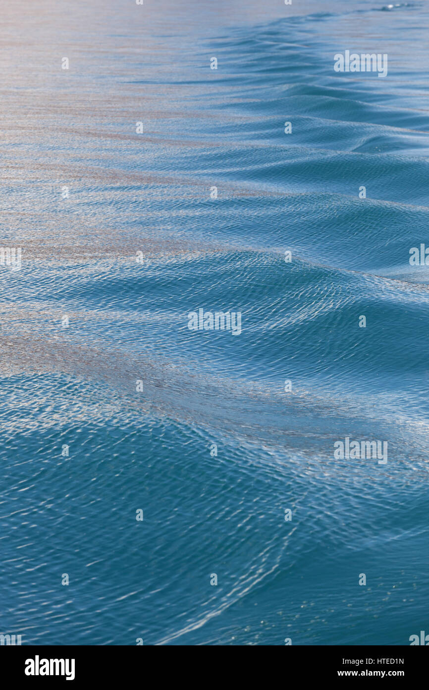 H2o waves hi-res stock photography and images - Alamy