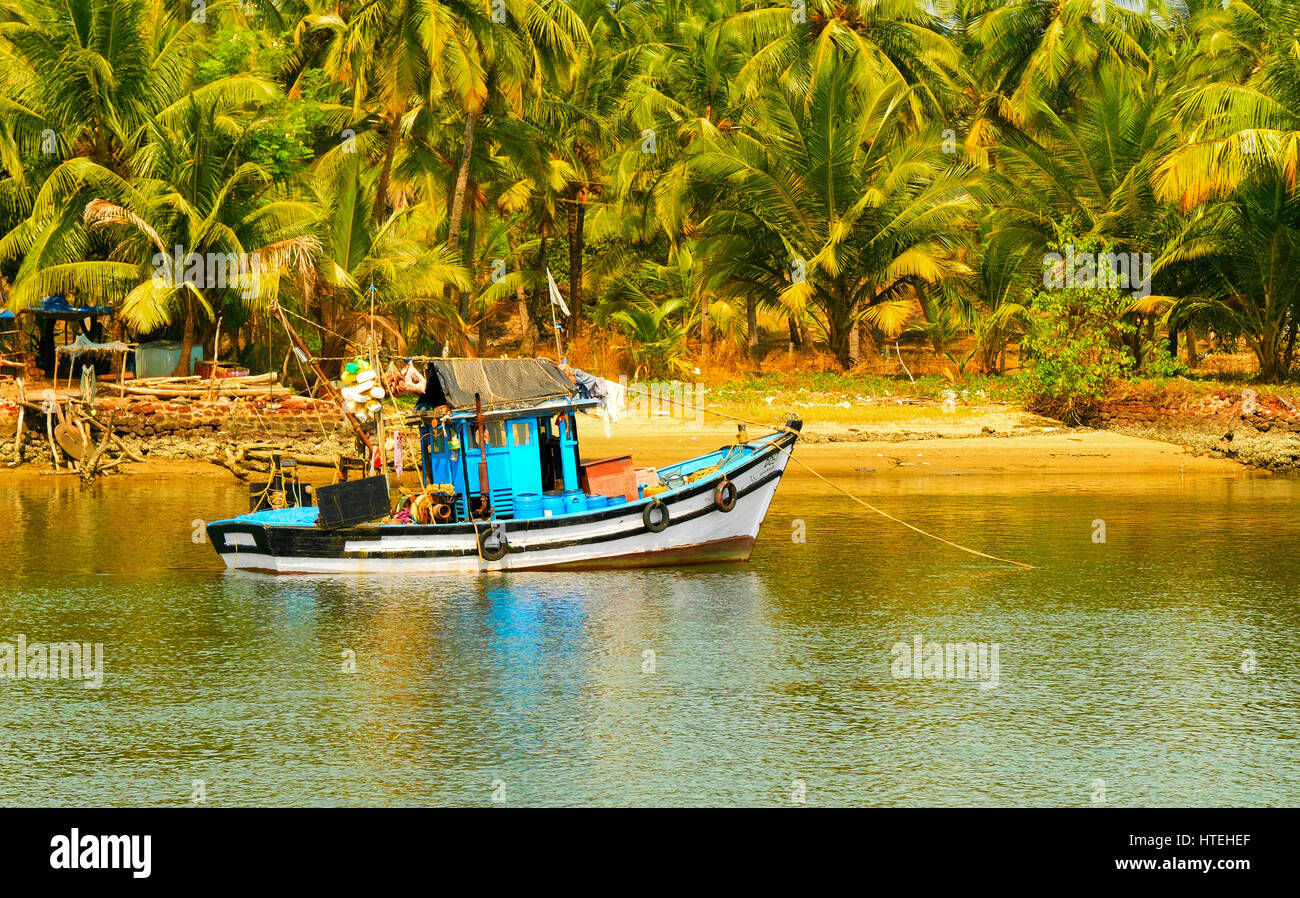 Fishing Trawler anchored on River Sal, Mobor, South Goa Stock Photo - Alamy
