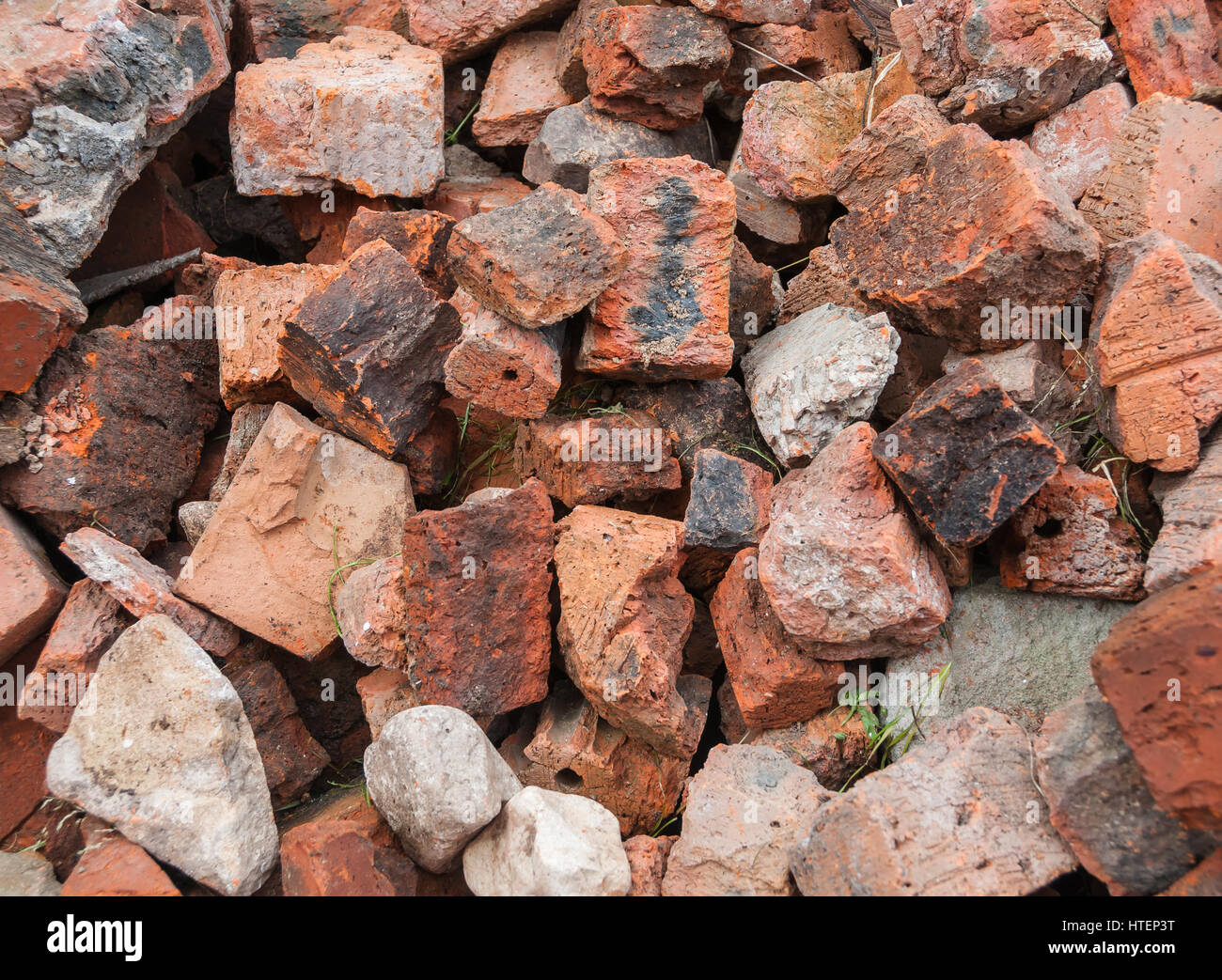 Broken bricks texture hi-res stock photography and images - Alamy