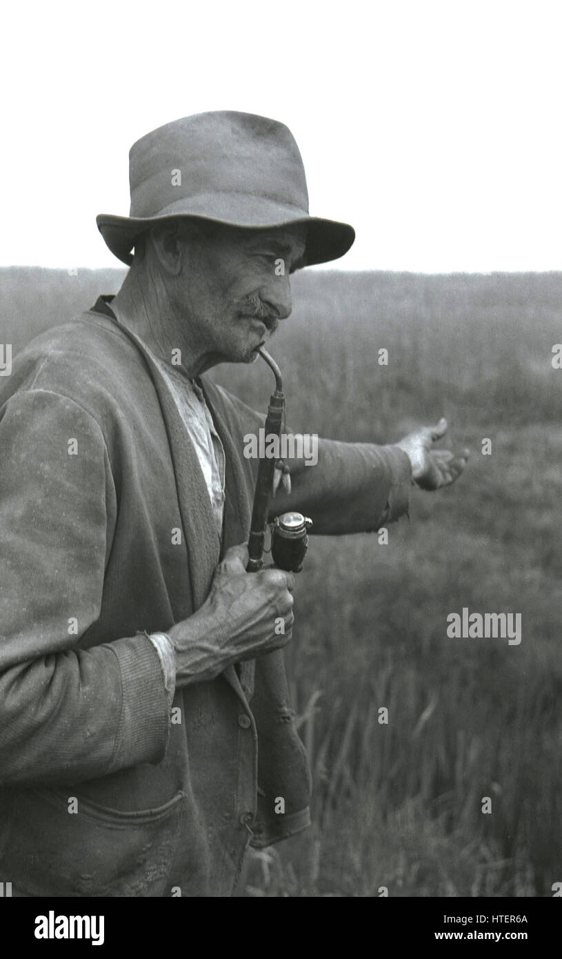 1930s, Bohemia, Czechoslovakia, portrait by J Allan Cash of an elderly ...