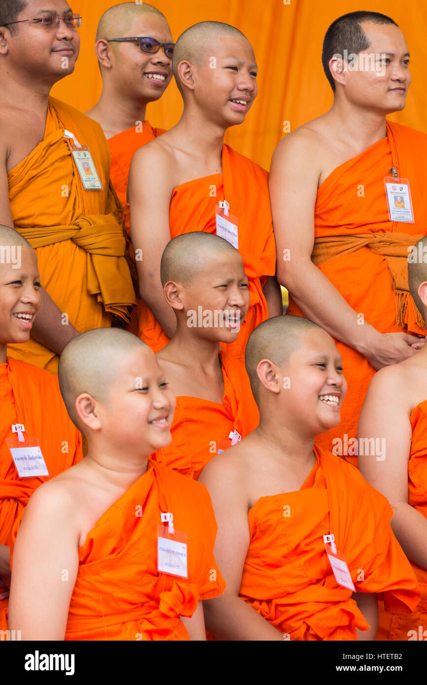 Thai boy monk hi-res stock photography and images - Alamy