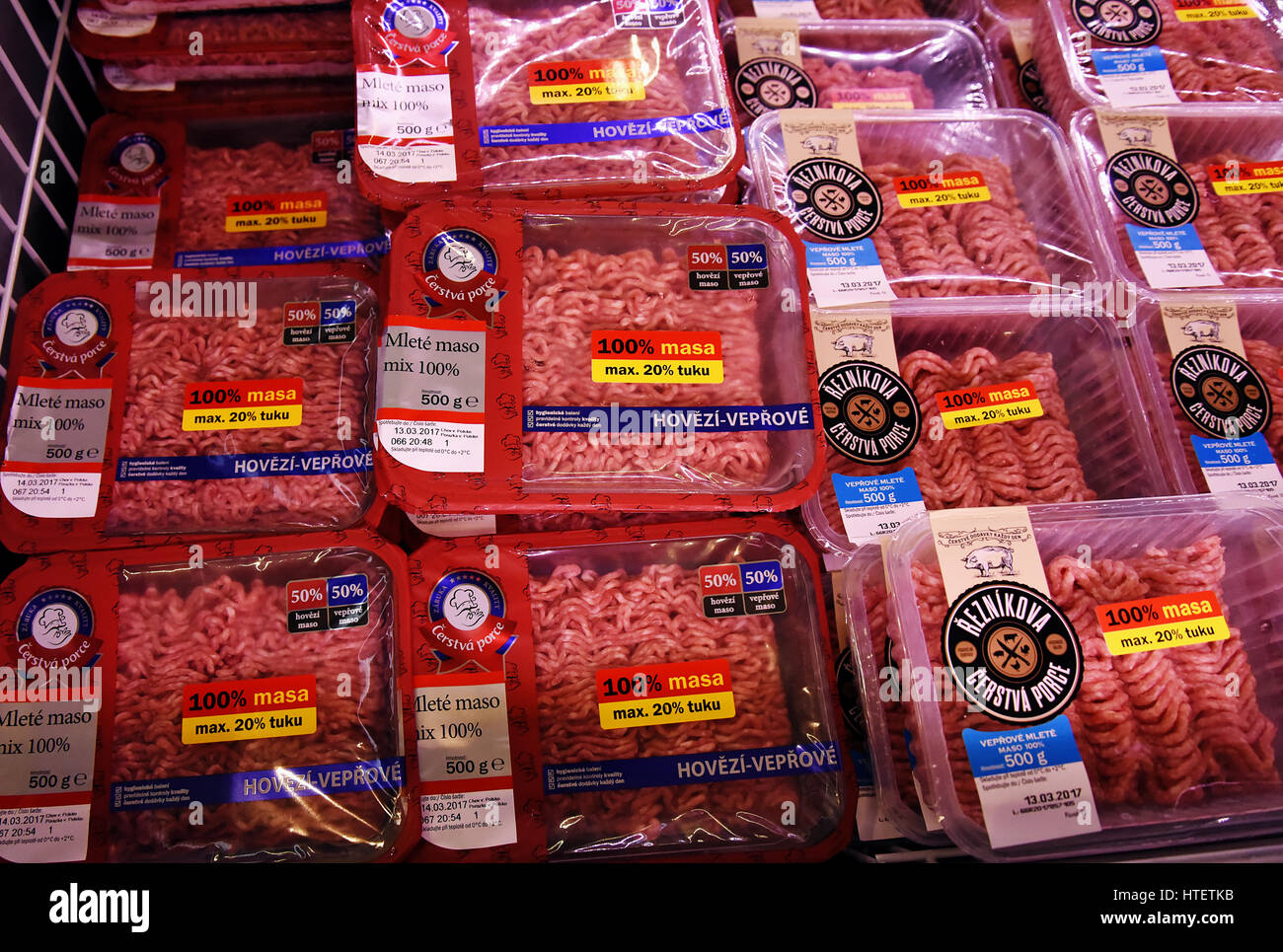 Minced beef and pork meat, packages, box Stock Photo - Alamy