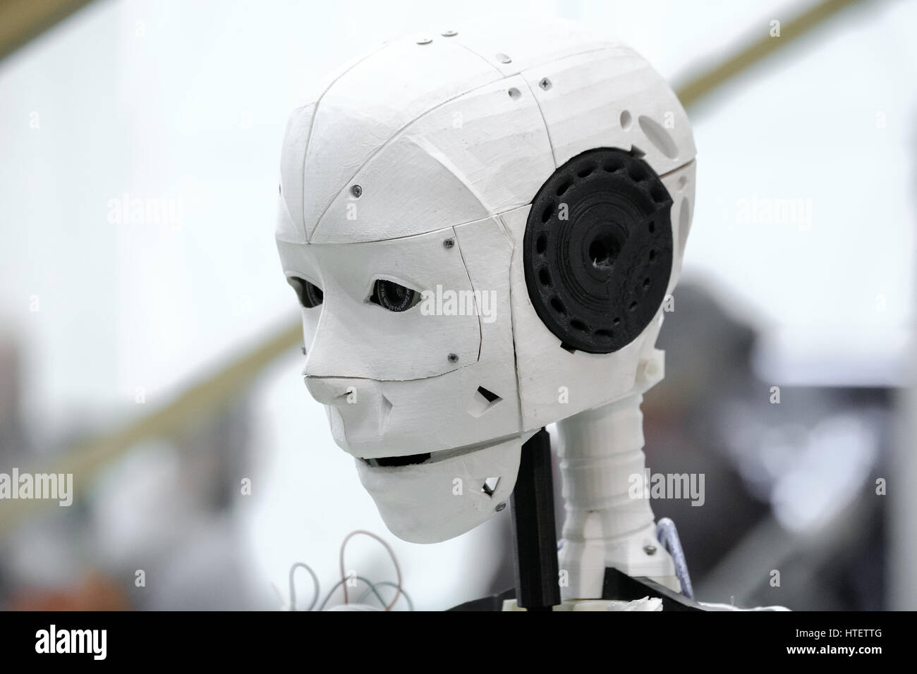 The head of the robot Stock Photo - Alamy