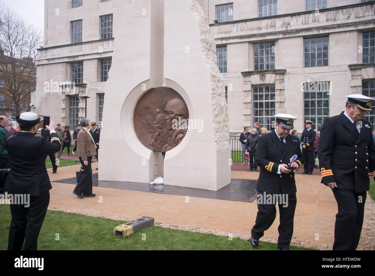 London, UK. 10th Mar, 2017. Iraq and Afghanistan Memorial have been ...