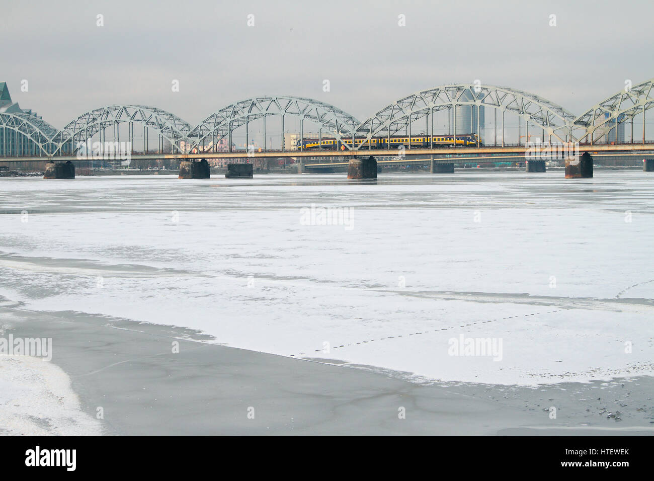 Western railroad bridge hi-res stock photography and images - Alamy