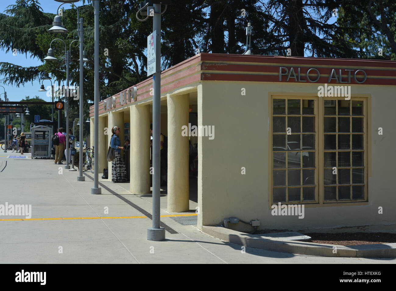 Caltrain station, Palo Alto, California, USA on a June afternoon Stock ...