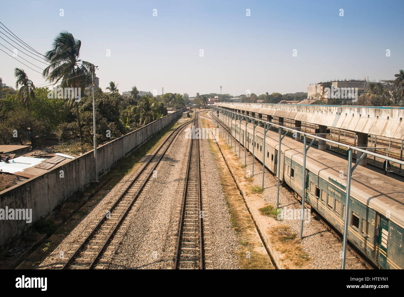 Bangladesh rail station hi-res stock photography and images - Alamy