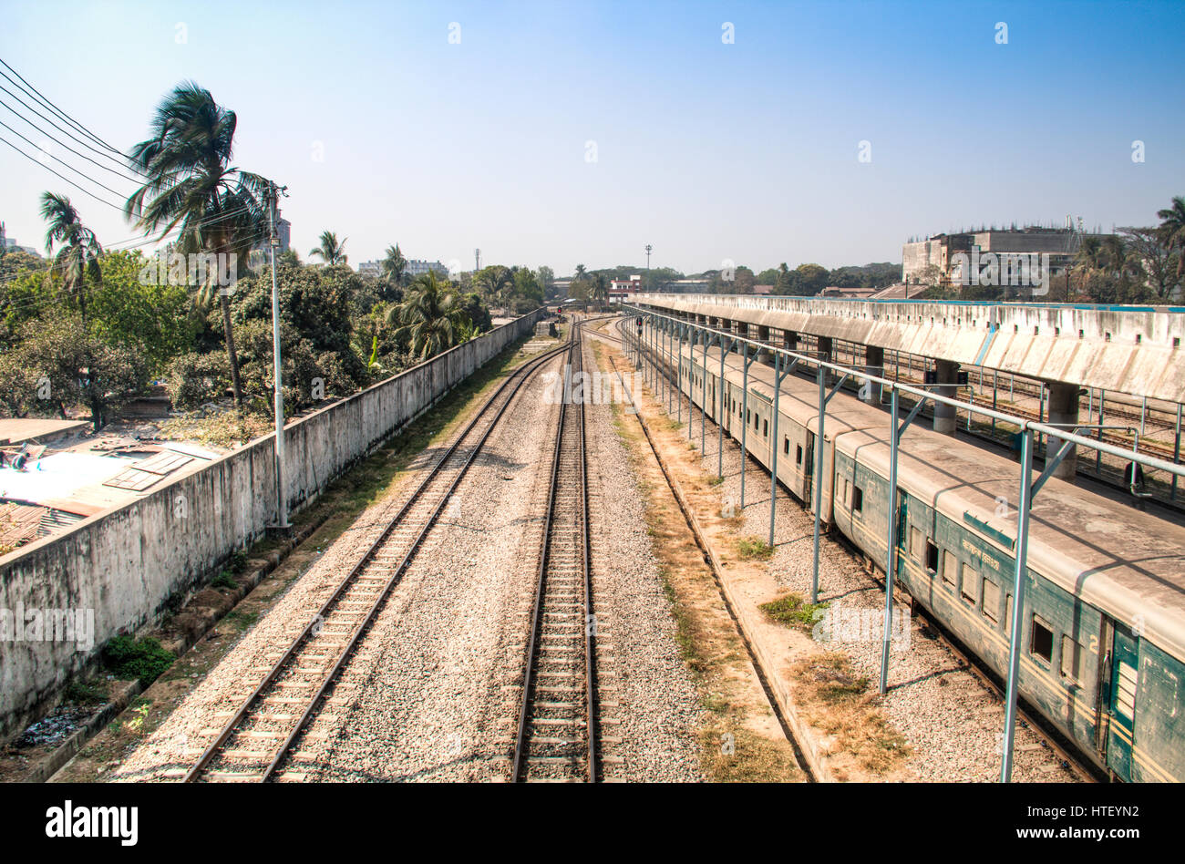Bangladesh rail station hi-res stock photography and images - Alamy