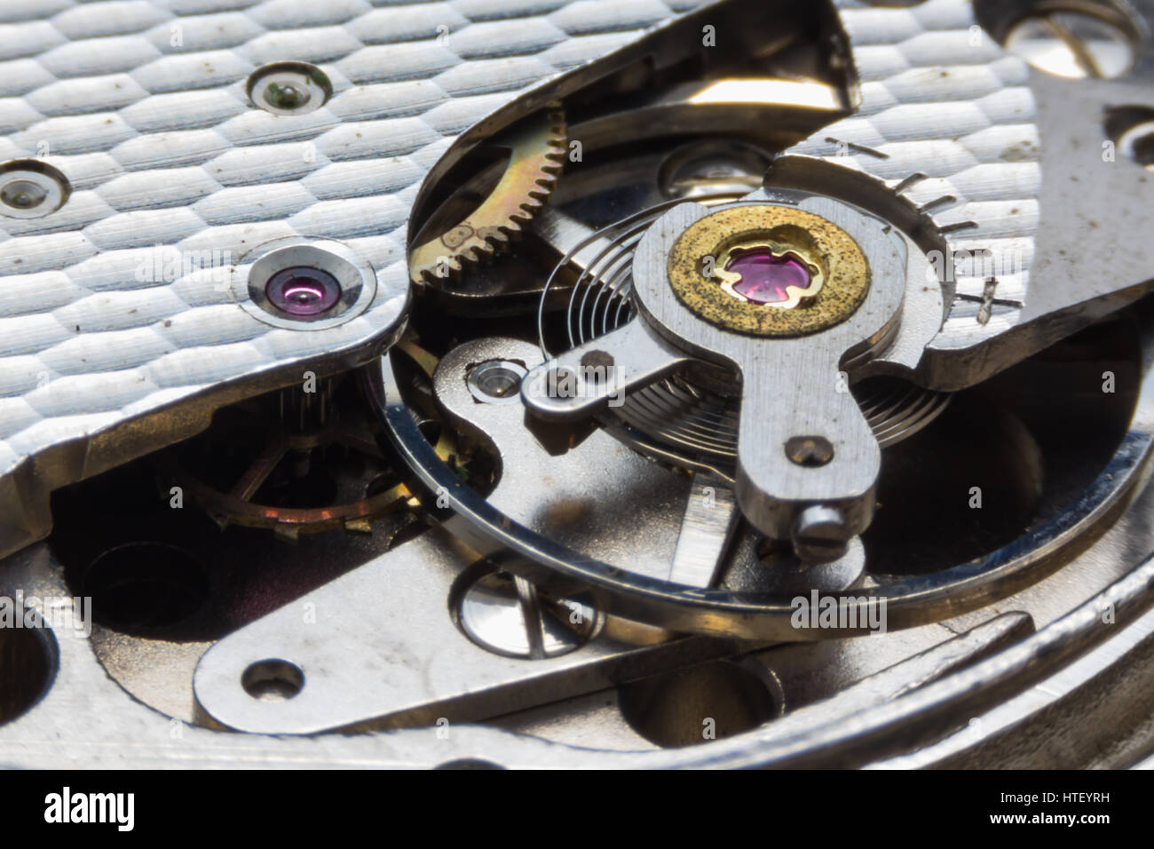 Rusty mechanism hi-res stock photography and images - Alamy