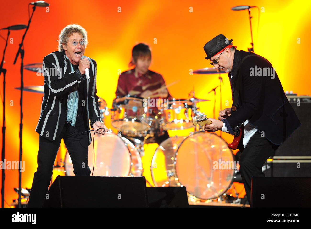 Pete townsend hi-res stock photography and images - Alamy