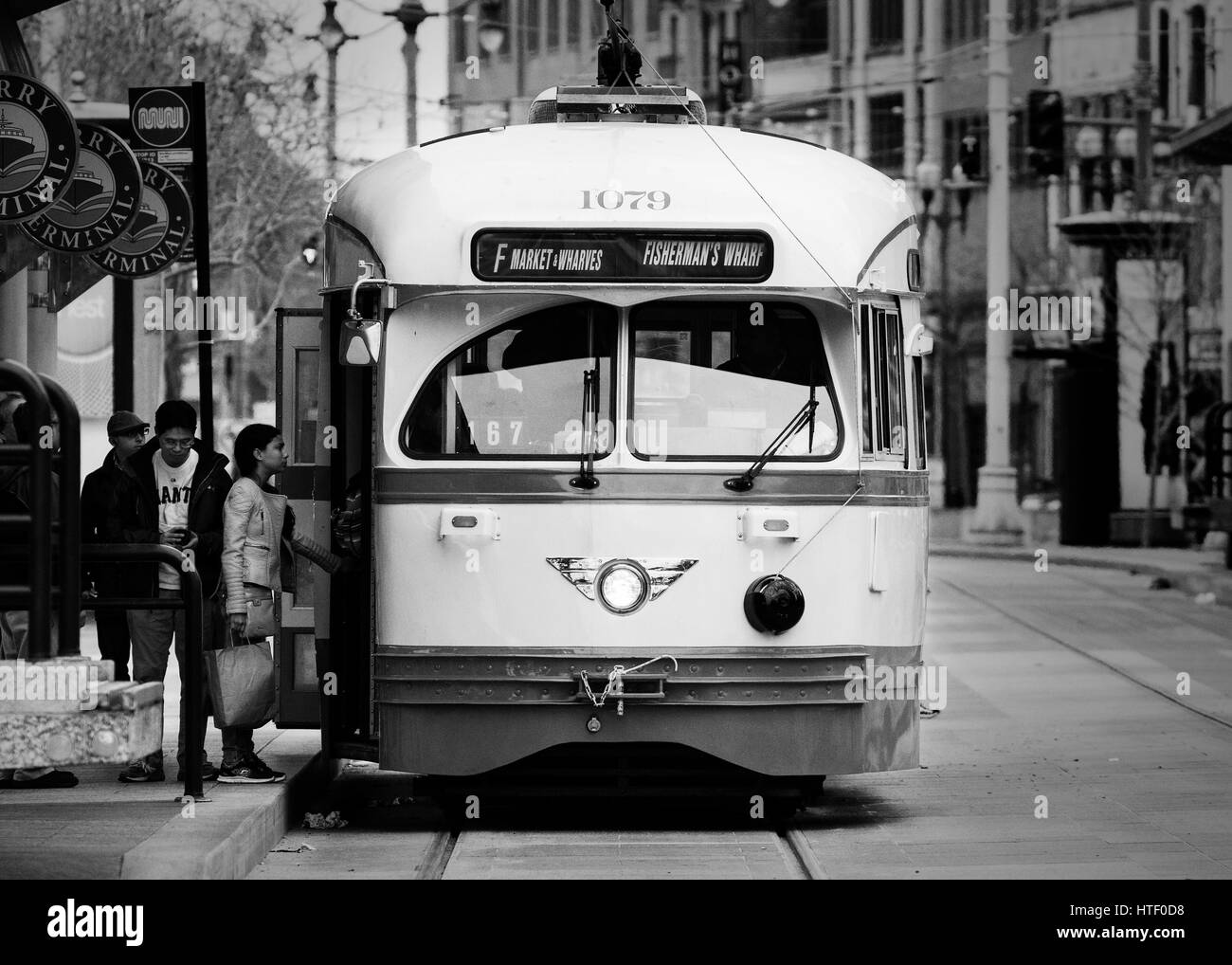 Electric trolley hi-res stock photography and images - Alamy