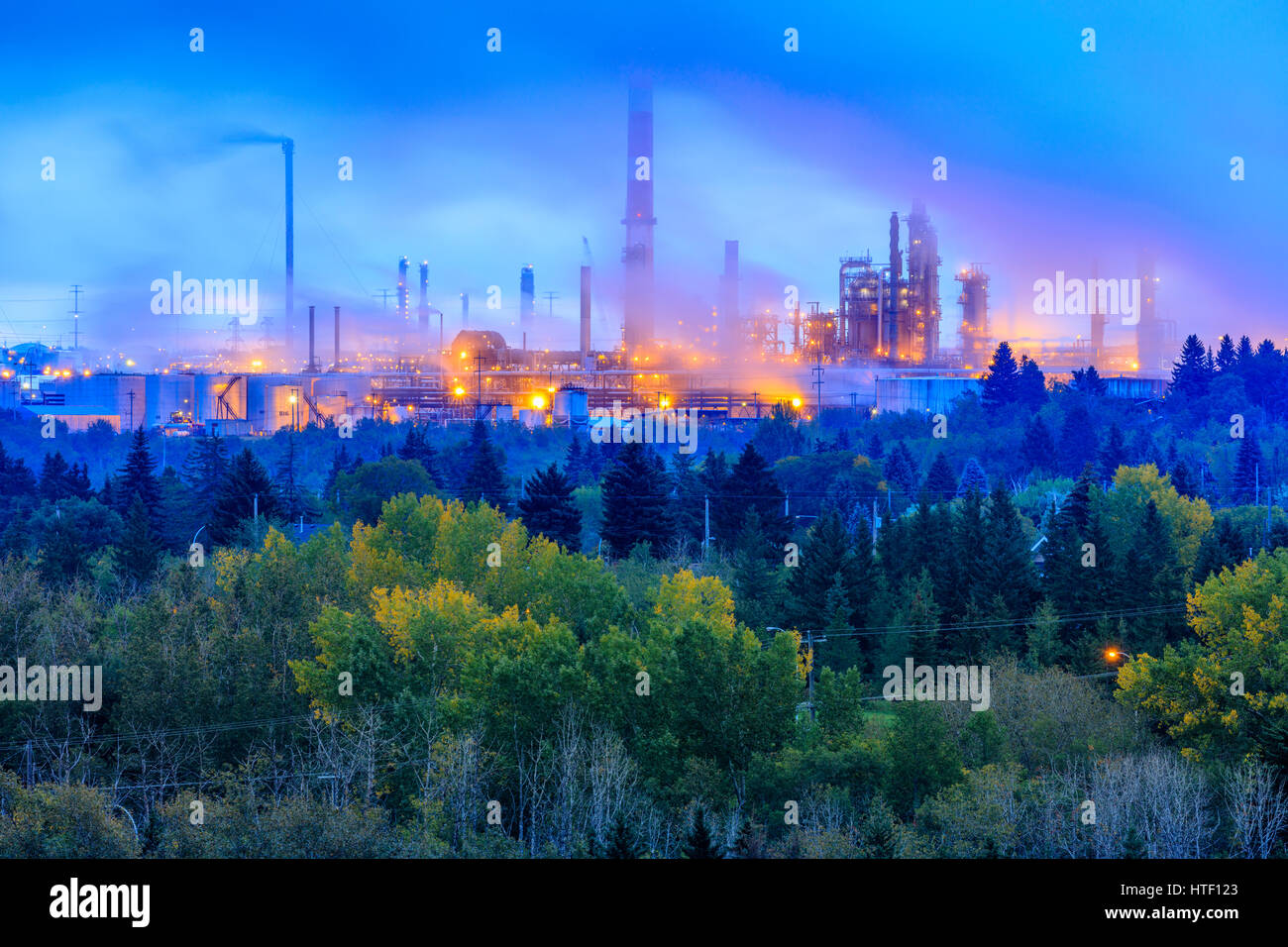 Oil refinery edmonton alberta hi-res stock photography and images - Alamy