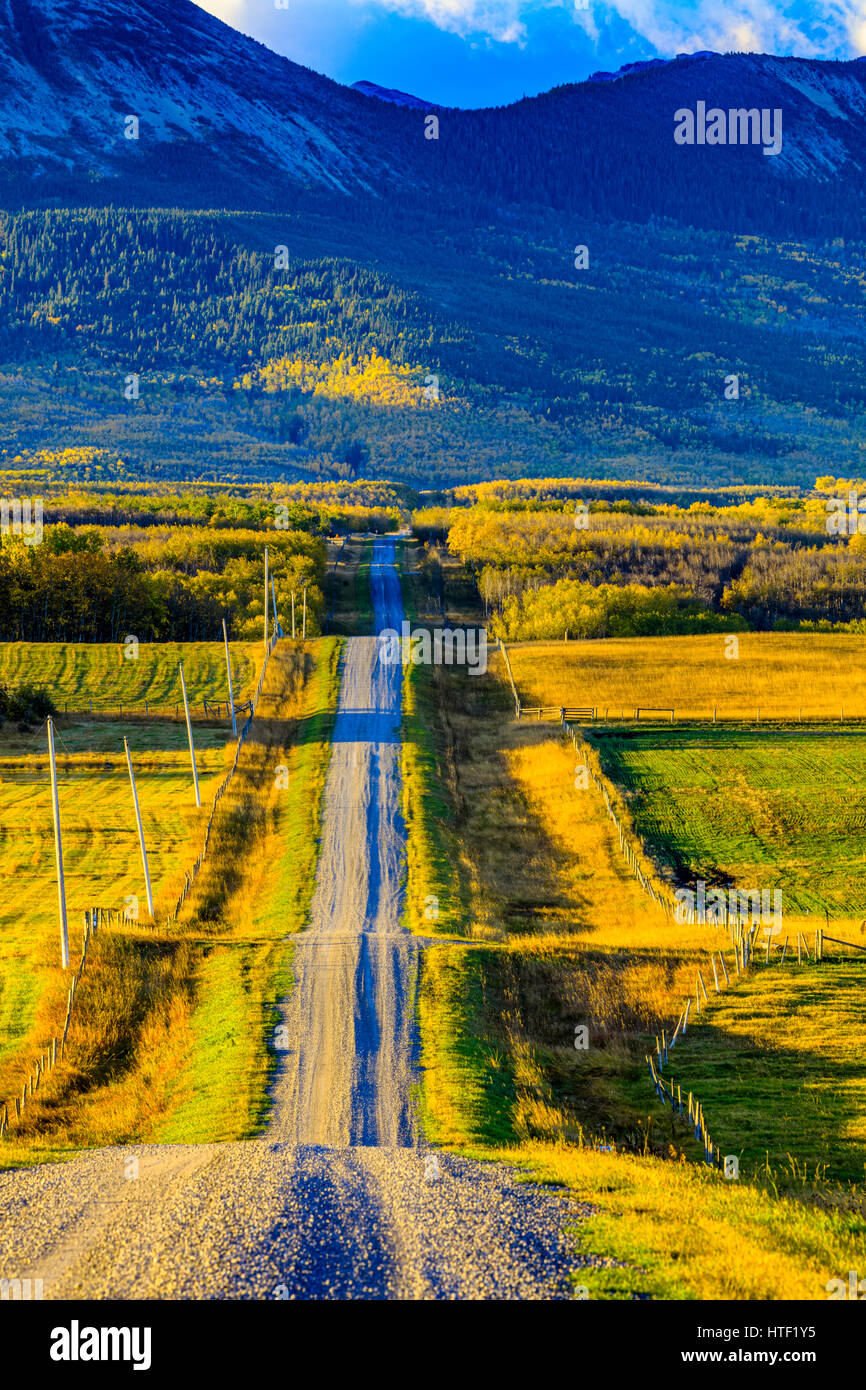Farmland scenic byway hi-res stock photography and images - Alamy