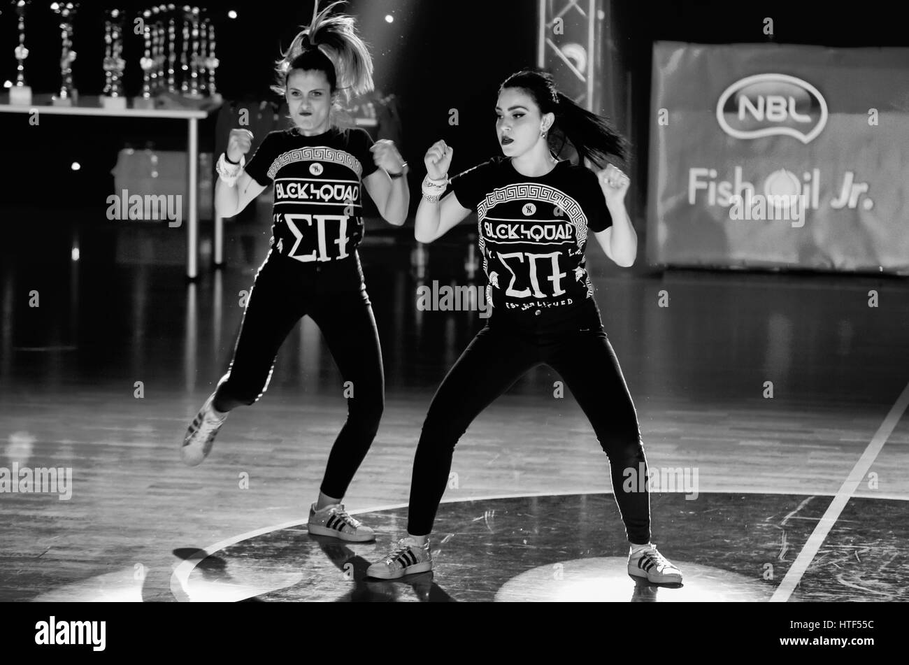 Dancing spotlight hi-res stock photography and images - Alamy