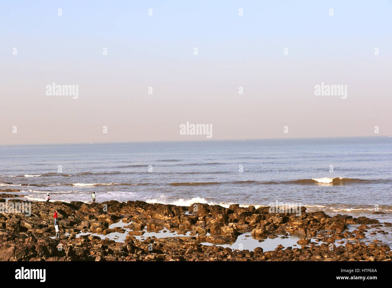 Beautiful beach in mumbai hi-res stock photography and images - Alamy