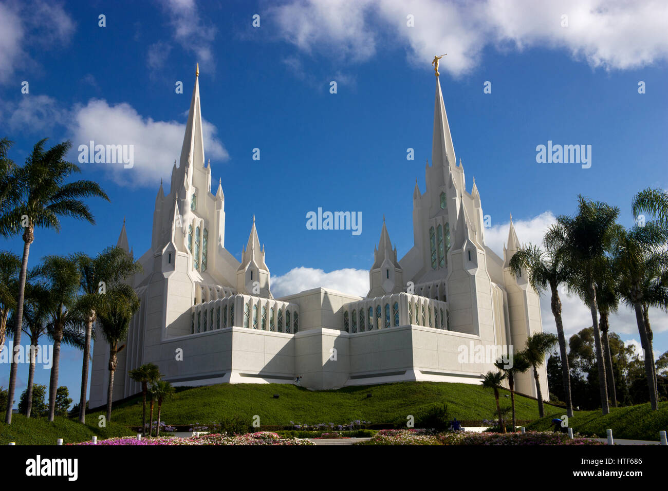 Beautiful Mormon temple in San Diego,California,Usa Stock Photo - Alamy