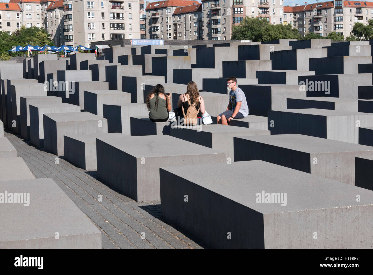 Concrete blocks berlin hi-res stock photography and images - Alamy