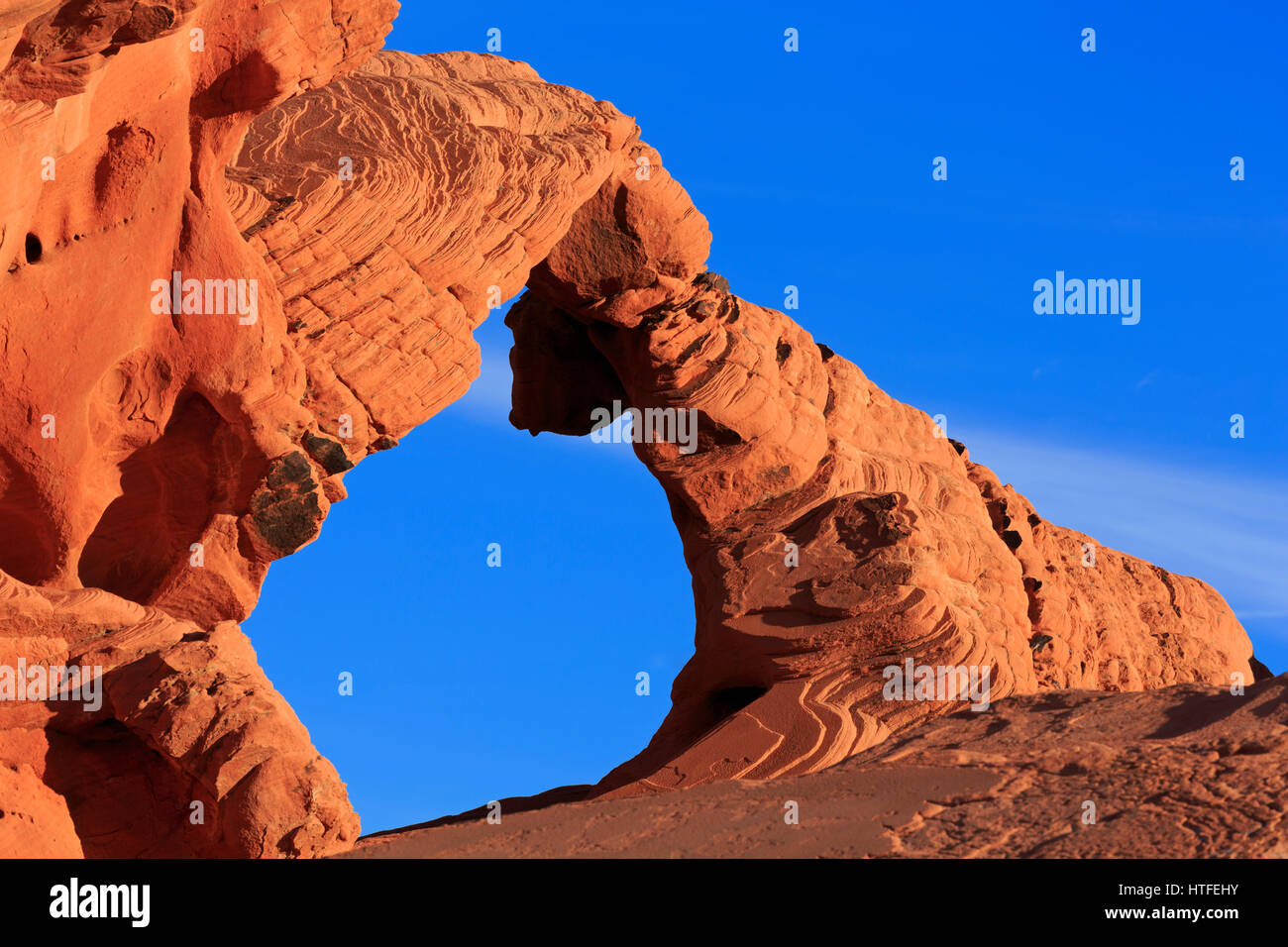 Natural Arch, Valley of Fire State Park, Overton, Nevada, USA Stock ...